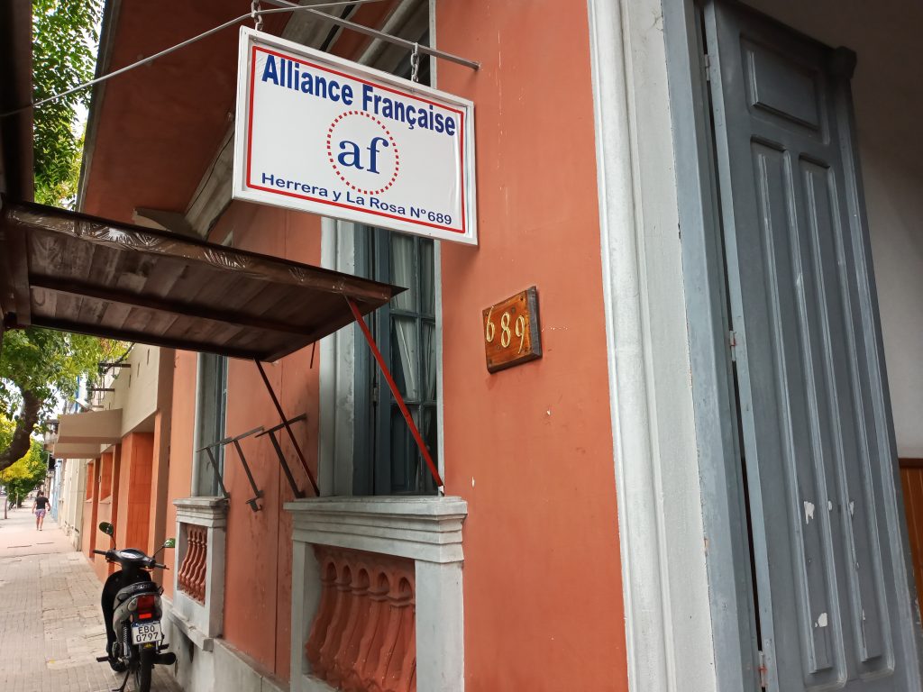 Las Alianzas Francesas en Uruguay